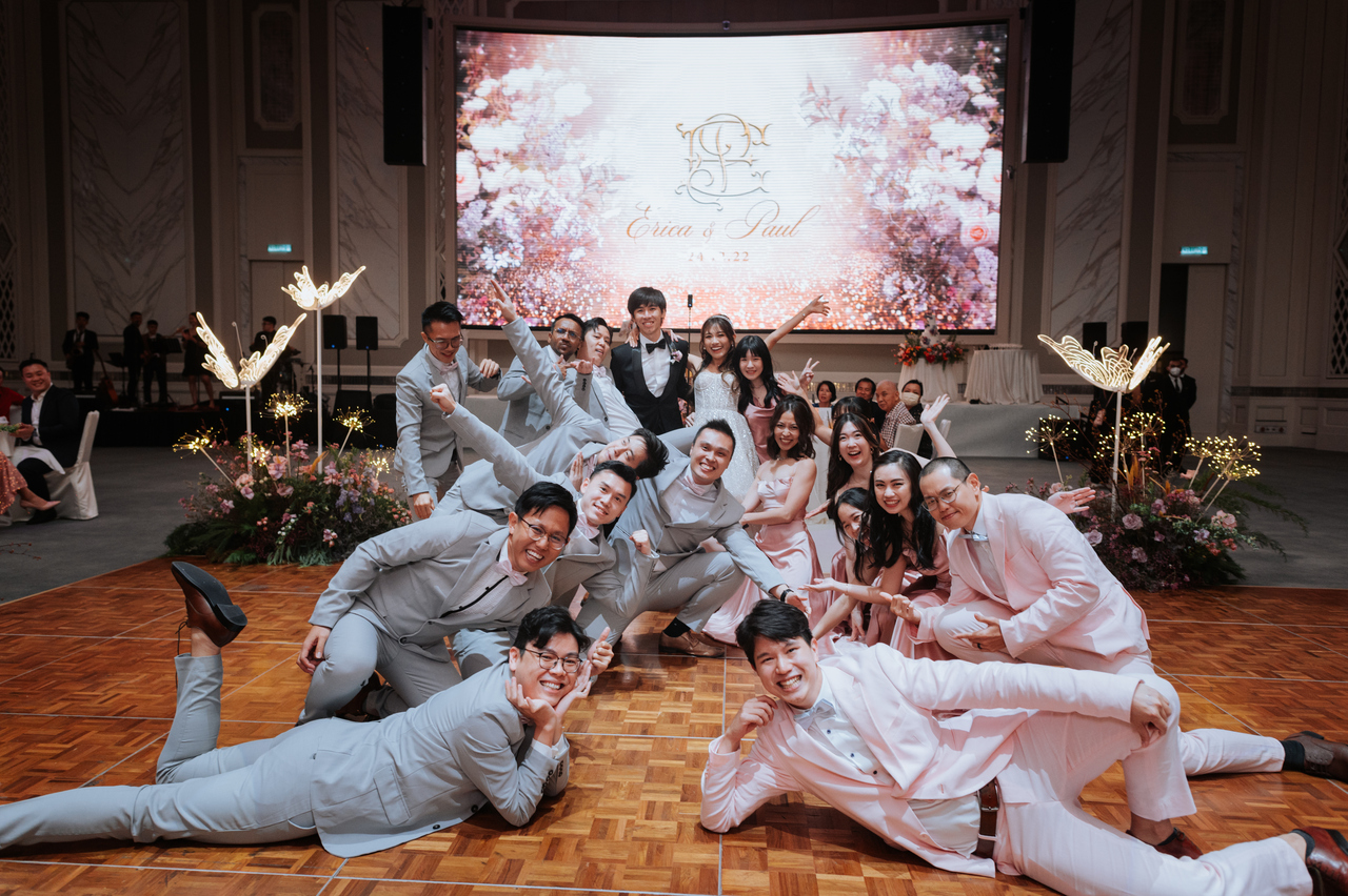 Capturing The Everlasting Love: A Simple Guide to Essential Photo and ...